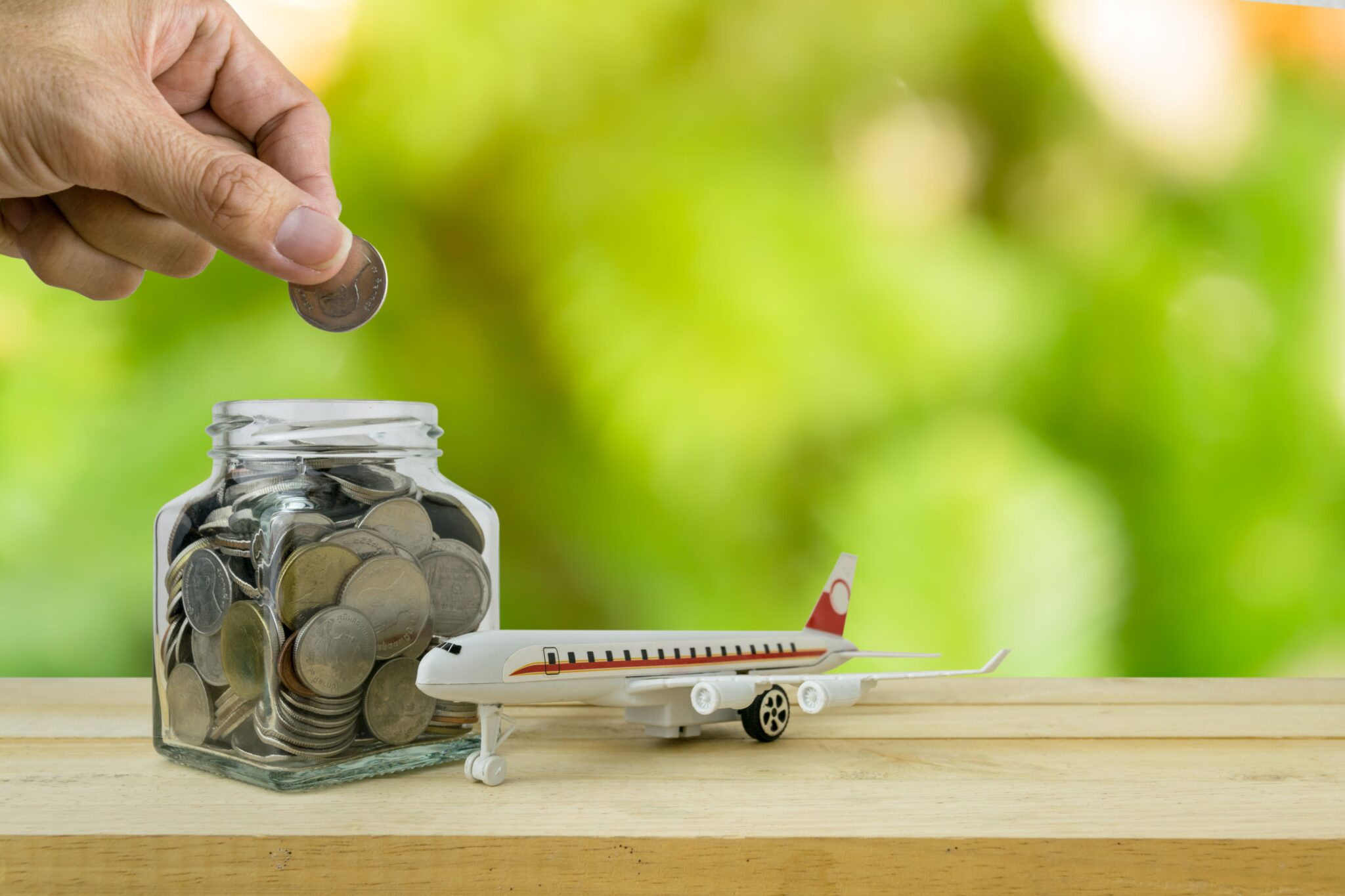 10 Tips for Sticking to a Budget on Holiday | COTA Insurance
