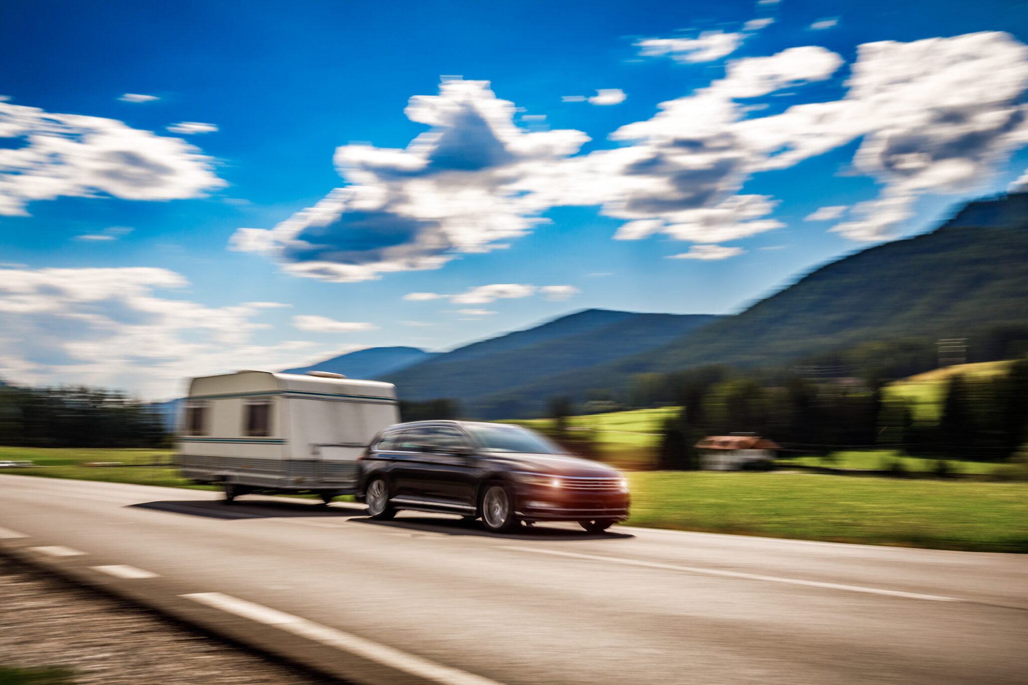 Top Caravan Towing Tips | COTA Insurance